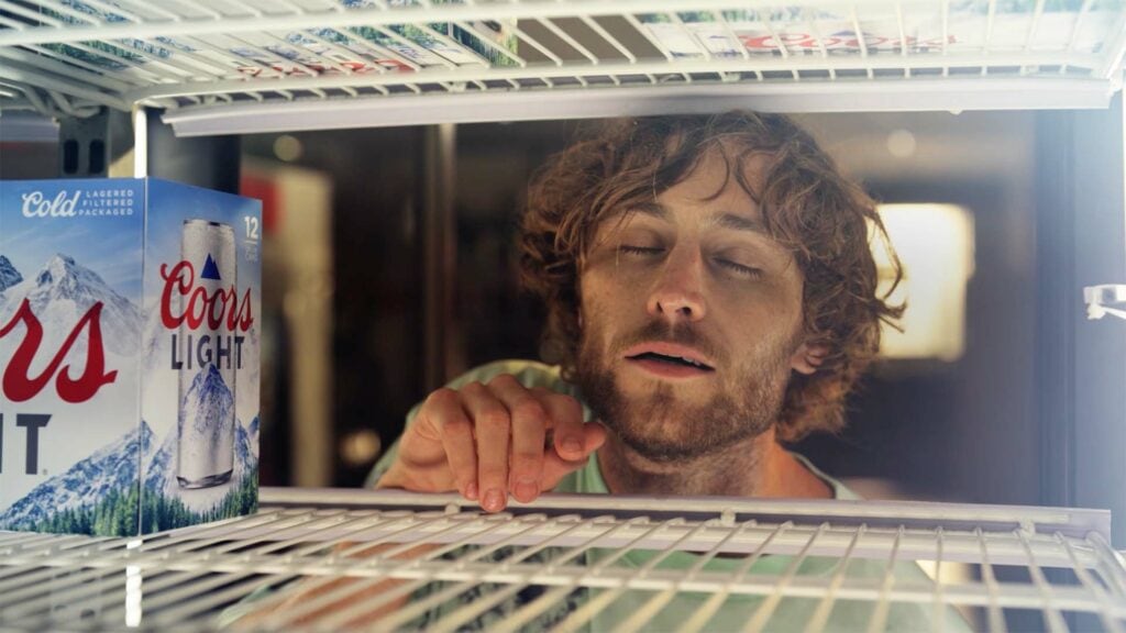 Amerisave - Pool - Union Editorial